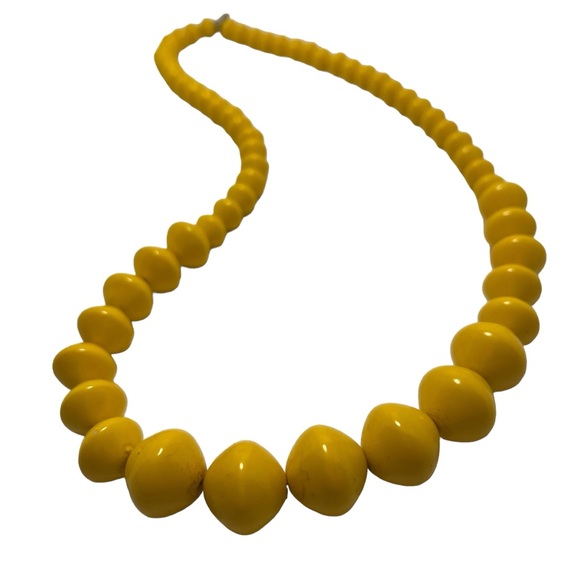 Vintage | Jewelry | Vintage Yellow Mod Tapered Bead Necklace | Poshmark